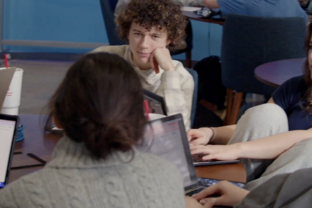 2 Hour Learning: Discover Programs for Your Child's Future